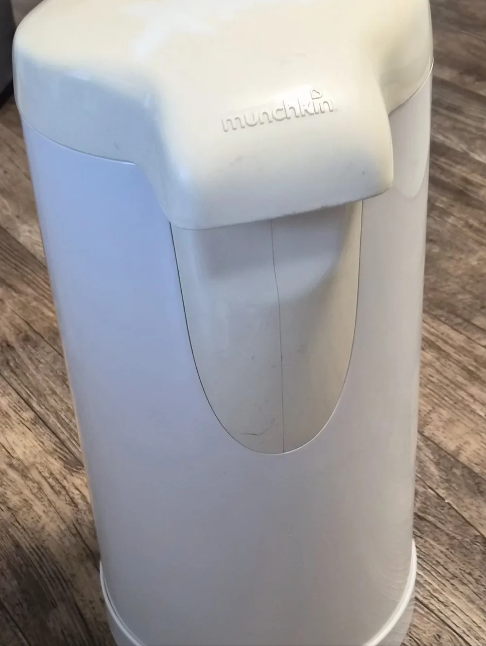 Munchkin | Accessories | Munchkin White Diaper Pail With Free Bags ...